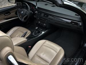 Black BMW 320 2008 in Tukums, with an engine capacity of 2.00 L and mileage of 168 thousand km for 6999 €, photo 11 on AUTOMOTO.COM.LV