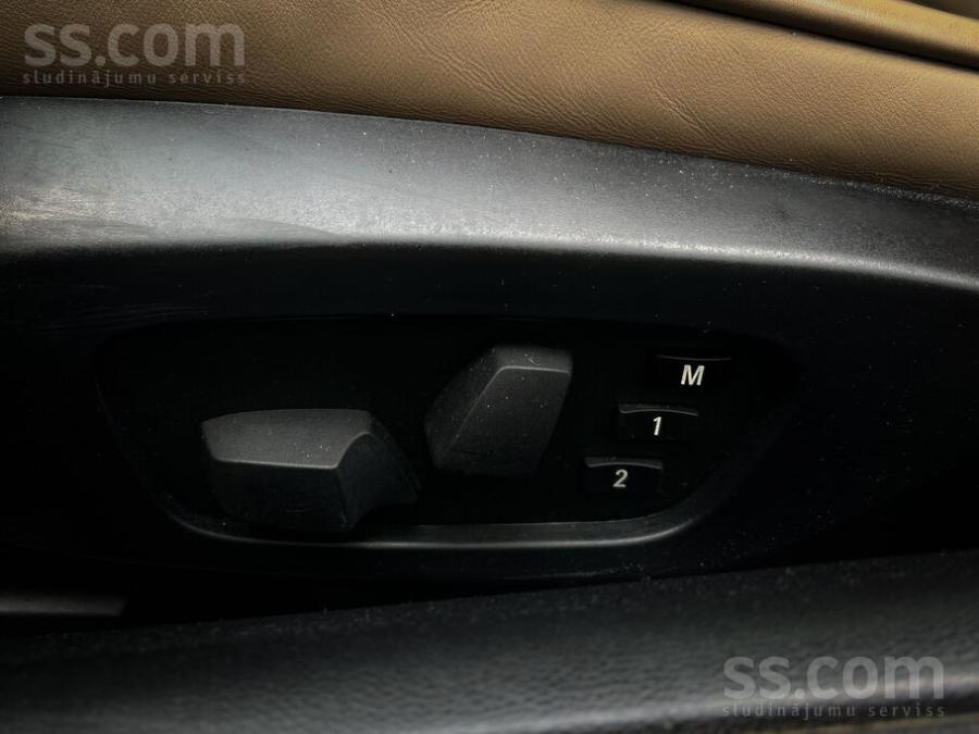Black BMW 320 2008 in Tukums, with an engine capacity of 2.00 L and mileage of 168 thousand km for 6999 €, photo 15 on AUTOMOTO.COM.LV