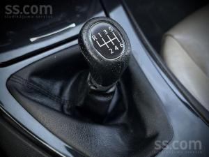 Black BMW 320 2008 in Tukums, with an engine capacity of 2.00 L and mileage of 168 thousand km for 6999 €, photo 21 on AUTOMOTO.COM.LV