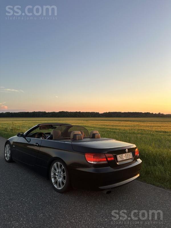 Melns BMW 320 2008 Daugavpils, ar dzinēja tilpumu 2.00 L un nobraukumu 253 tūkst. km par 6300 €, foto 3 vietnē AUTOMOTO.COM.LV