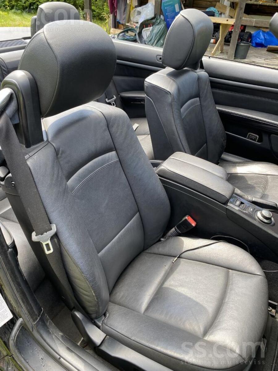 Melns BMW 320 2008 Rīga, ar dzinēja tilpumu 2.00 L un nobraukumu 366 tūkst. km par 6500 €, foto 10 vietnē AUTOMOTO.COM.LV