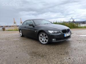 Black BMW 320 2008 in Riga, with an engine capacity of 2.00 L and mileage of 178 thousand km for 5150 €, photo  on AUTOMOTO.COM.LV