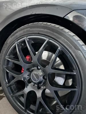 Black BMW 320 2008 in Riga, with an engine capacity of 2.00 L and mileage of 157 thousand km for 2990 €, photo 5 on AUTOMOTO.COM.LV