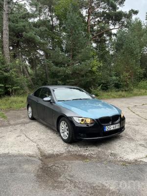 Black BMW 320 2008 in Liepaja, with an engine capacity of 2.00 L and mileage of 210 thousand km for 4200 €, photo  on AUTOMOTO.COM.LV