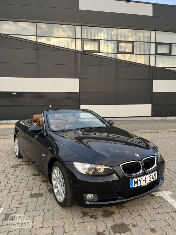 Melns BMW 320 2008 Panevēža, ar dzinēja tilpumu 2.00 L un nobraukumu 301 tūkst. km par 6300 €, foto 3 vietnē AUTOMOTO.COM.LV