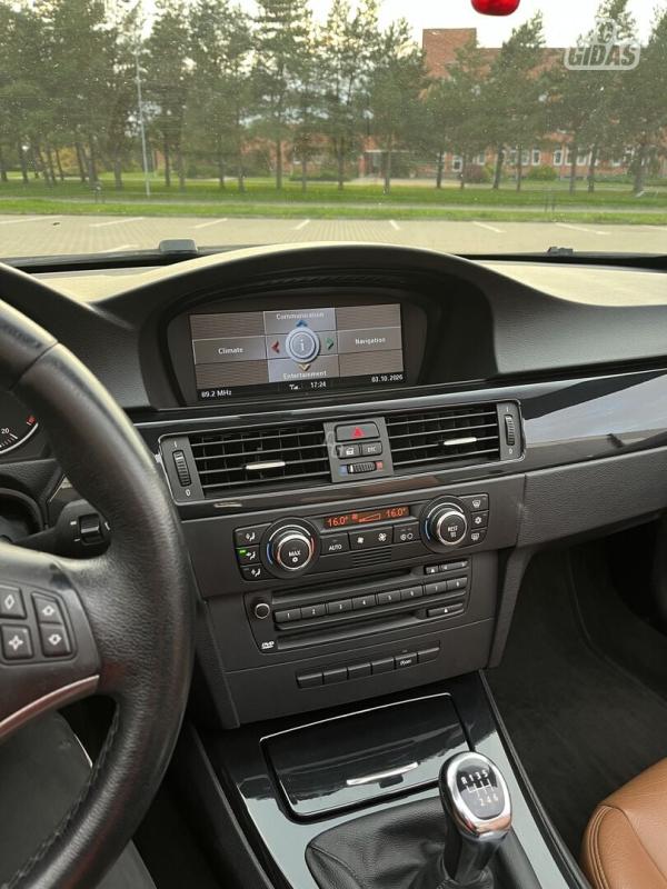 Melns BMW 320 2008 Panevēža, ar dzinēja tilpumu 2.00 L un nobraukumu 301 tūkst. km par 6300 €, foto 7 vietnē AUTOMOTO.COM.LV