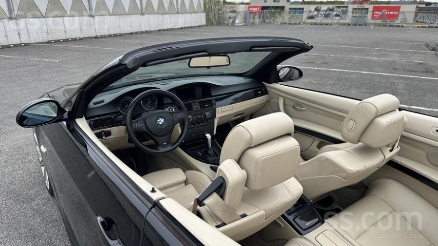 Black BMW 320 2009 in Riga, with an engine capacity of 2.00 L and mileage of 301 thousand km for 8600 €, photo 3 on AUTOMOTO.COM.LV