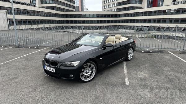 Black BMW 320 2009 in Riga, with an engine capacity of 2.00 L and mileage of 301 thousand km for 8600 €, photo 7 on AUTOMOTO.COM.LV