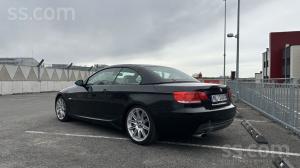 Black BMW 320 2009 in Riga, with an engine capacity of 2.00 L and mileage of 301 thousand km for 8600 €, photo 9 on AUTOMOTO.COM.LV
