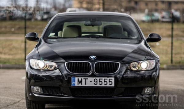 Black BMW 320 2009 in Riga, with an engine capacity of 2.00 L and mileage of 260 thousand km for 9990 €, photo 1 on AUTOMOTO.COM.LV