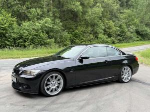 Black BMW 320 2009 in Vilnius, with an engine capacity of 2.00 L and mileage of 257 thousand km for 8200 €, photo 6 on AUTOMOTO.COM.LV