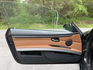 Black BMW 320 2009 in Vilnius, with an engine capacity of 2.00 L and mileage of 257 thousand km for 8200 €, photo 8 on AUTOMOTO.COM.LV
