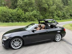 Black BMW 320 2009 in Vilnius, with an engine capacity of 2.00 L and mileage of 257 thousand km for 8200 €, photo 15 on AUTOMOTO.COM.LV