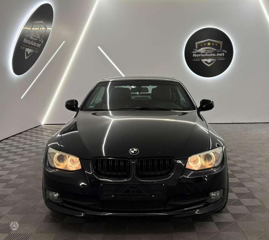 Melns BMW 320 2010 Marijampole, ar dzinēja tilpumu 2.00 L un nobraukumu 200 tūkst. km par 7750 €, foto 10 vietnē AUTOMOTO.COM.LV