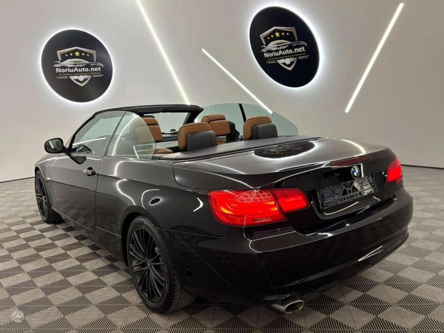 Melns BMW 320 2010 Marijampole, ar dzinēja tilpumu 2.00 L un nobraukumu 200 tūkst. km par 7750 €, foto 15 vietnē AUTOMOTO.COM.LV