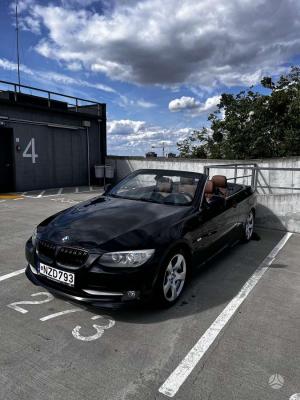 Black BMW 320 2010 in Kaunas, with an engine capacity of 2.00 L and mileage of 261 thousand km for 8200 €, photo 5 on AUTOMOTO.COM.LV