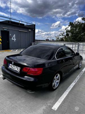 Black BMW 320 2010 in Kaunas, with an engine capacity of 2.00 L and mileage of 261 thousand km for 8200 €, photo 14 on AUTOMOTO.COM.LV