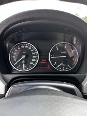 Black BMW 320 2010 in Kaunas, with an engine capacity of 2.00 L and mileage of 261 thousand km for 8200 €, photo 26 on AUTOMOTO.COM.LV