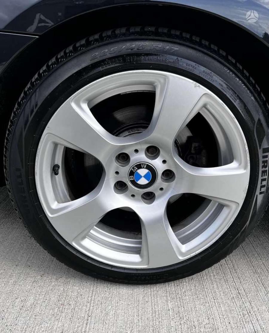 Black BMW 320 2010 in Kaunas, with an engine capacity of 2.00 L and mileage of 261 thousand km for 8200 €, photo 27 on AUTOMOTO.COM.LV