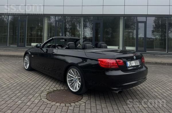 Melns BMW 320 2011 Tukums, ar dzinēja tilpumu 2.00 L un nobraukumu 261 tūkst. km par 8999 €, foto 3 vietnē AUTOMOTO.COM.LV