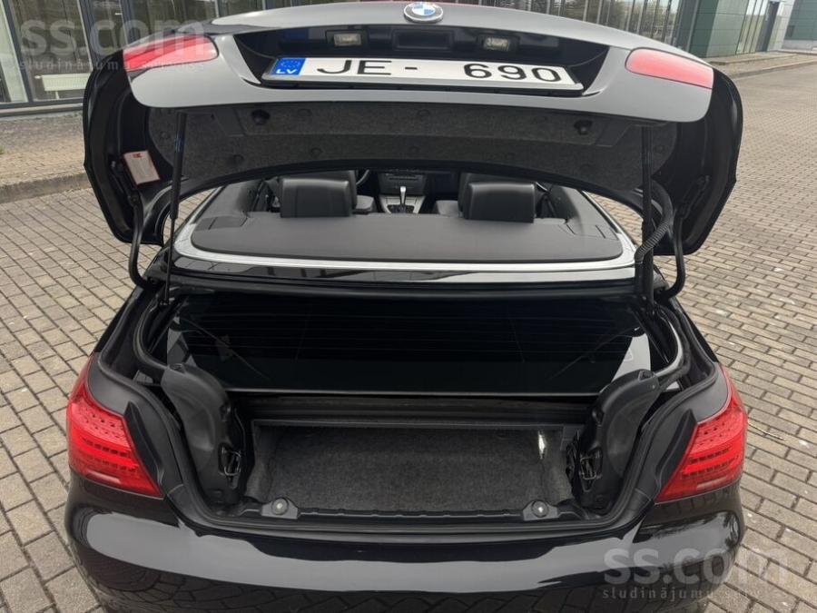 Black BMW 320 2011 in Tukums, with an engine capacity of 2.00 L and mileage of 261 thousand km for 8999 €, photo 7 on AUTOMOTO.COM.LV