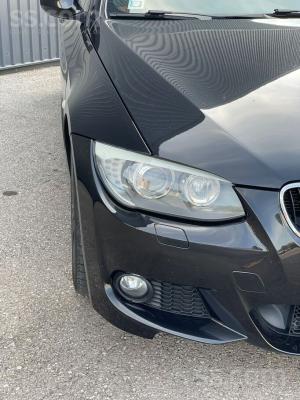 Black BMW 320 2011 in Riga, with an engine capacity of 2.00 L and mileage of 0 thousand km for 10300 €, photo 13 on AUTOMOTO.COM.LV