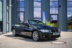 Melns BMW 320 2011 Kauņa, ar dzinēja tilpumu 2.00 L un nobraukumu 271 tūkst. km par 9250 €, foto  vietnē AUTOMOTO.COM.LV