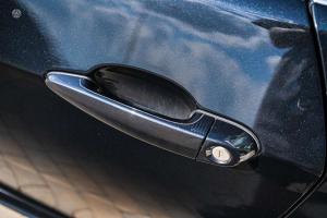 Black BMW 320 2011 in Kaunas, with an engine capacity of 2.00 L and mileage of 271 thousand km for 9250 €, photo 9 on AUTOMOTO.COM.LV