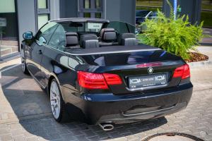 Black BMW 320 2011 in Kaunas, with an engine capacity of 2.00 L and mileage of 271 thousand km for 9250 €, photo 11 on AUTOMOTO.COM.LV