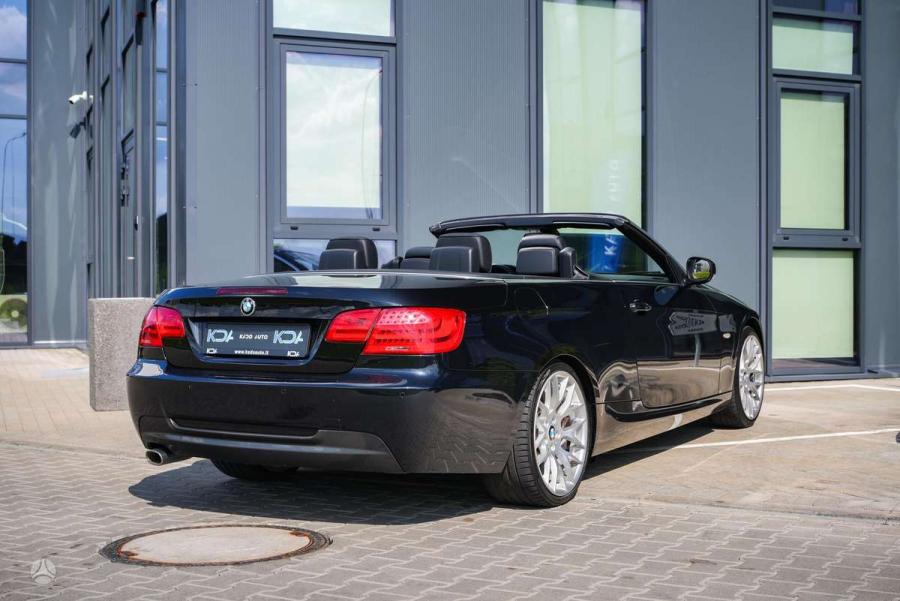 Black BMW 320 2011 in Kaunas, with an engine capacity of 2.00 L and mileage of 271 thousand km for 9250 €, photo 14 on AUTOMOTO.COM.LV