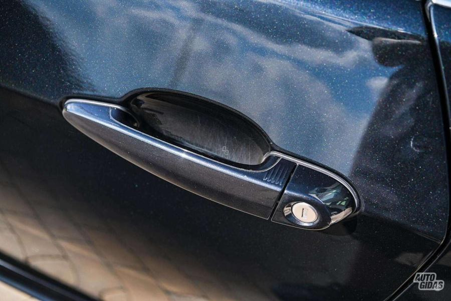 Melns BMW 320 2011 Kauņa, ar dzinēja tilpumu 2.00 L un nobraukumu 271 tūkst. km par 9250 €, foto 9 vietnē AUTOMOTO.COM.LV