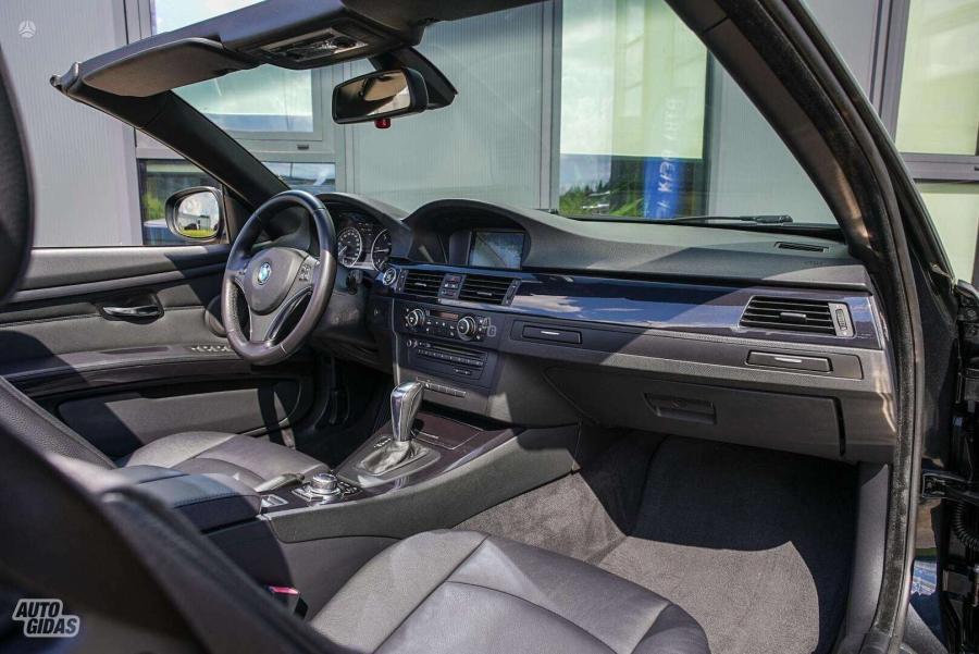 Melns BMW 320 2011 Kauņa, ar dzinēja tilpumu 2.00 L un nobraukumu 271 tūkst. km par 9250 €, foto 34 vietnē AUTOMOTO.COM.LV