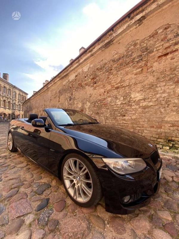 Black BMW 320 2011 in Vilnius, with an engine capacity of 2.00 L and mileage of 248 thousand km for 12099 €, photo 1 on AUTOMOTO.COM.LV