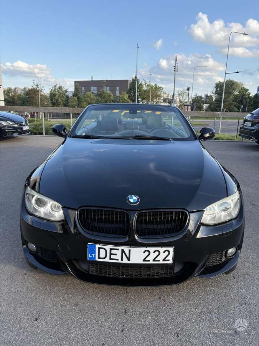 Black BMW 320 2011 in Vilnius, with an engine capacity of 2.00 L and mileage of 248 thousand km for 12099 €, photo 6 on AUTOMOTO.COM.LV