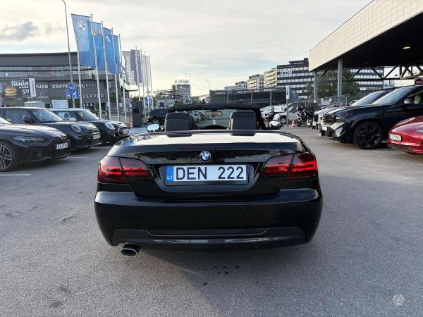 Black BMW 320 2011 in Vilnius, with an engine capacity of 2.00 L and mileage of 248 thousand km for 12099 €, photo 8 on AUTOMOTO.COM.LV