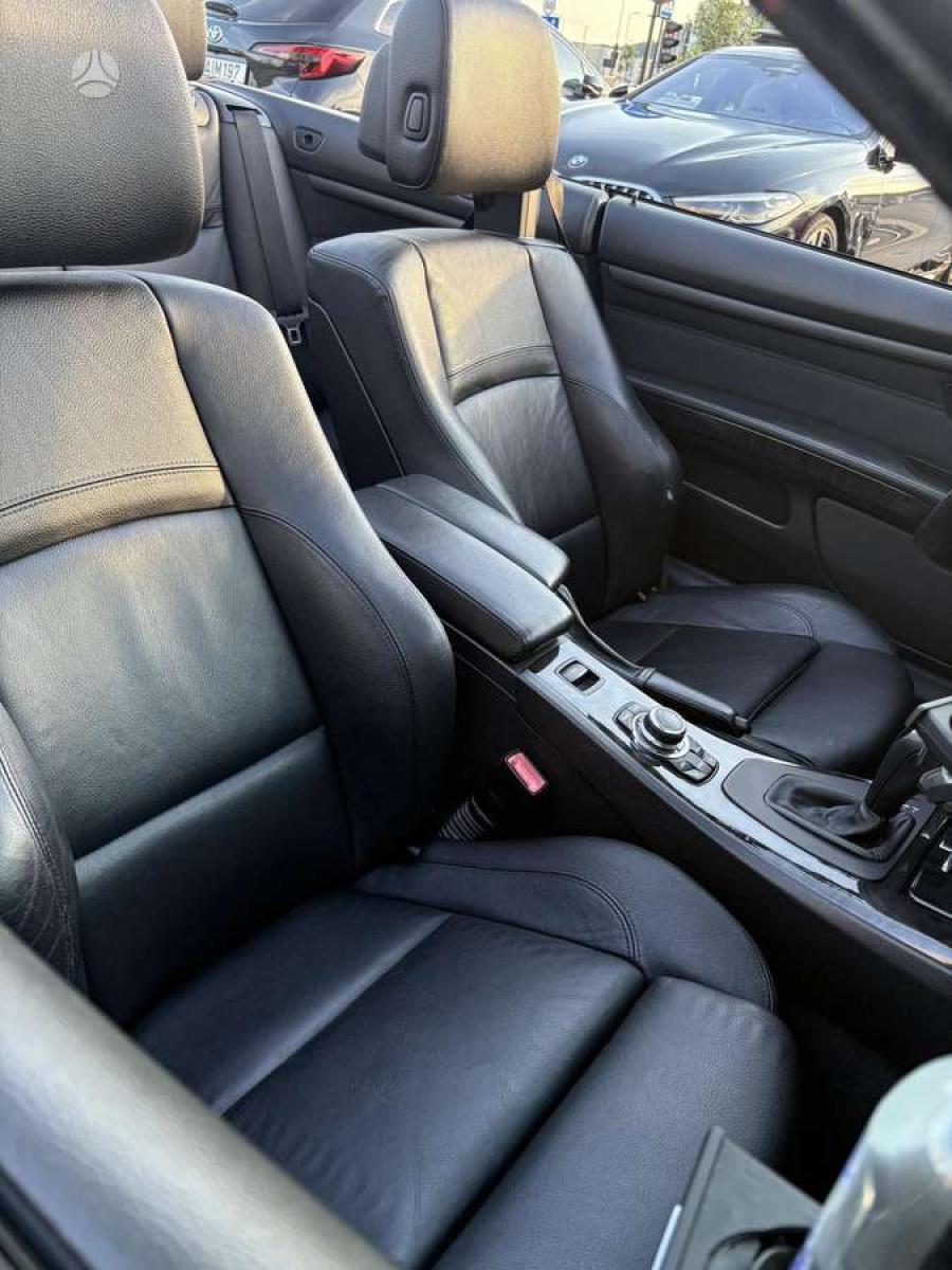 Black BMW 320 2011 in Vilnius, with an engine capacity of 2.00 L and mileage of 248 thousand km for 12099 €, photo 12 on AUTOMOTO.COM.LV