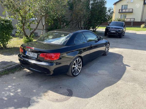 Black BMW 320 2011 in Nemencine, with an engine capacity of 2.00 L and mileage of 270 thousand km for 8700 €, photo 6 on AUTOMOTO.COM.LV
