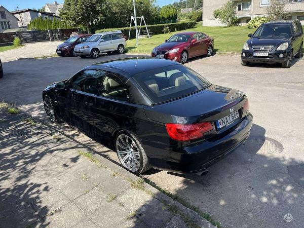 Black BMW 320 2011 in Nemencine, with an engine capacity of 2.00 L and mileage of 270 thousand km for 8700 €, photo 11 on AUTOMOTO.COM.LV
