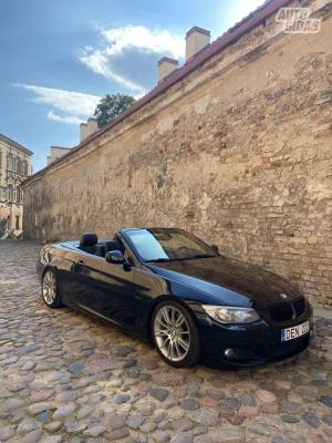 Melns BMW 320 2012 Viļņa, ar dzinēja tilpumu 2.00 L un nobraukumu 242 tūkst. km par 12500 €, foto  vietnē AUTOMOTO.COM.LV