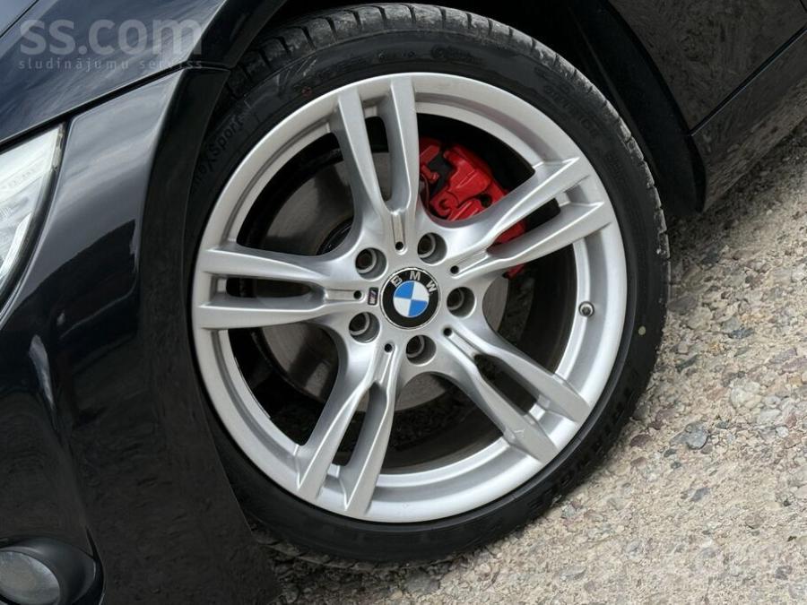 Black BMW 320 2012 in Tukums, with an engine capacity of 2.00 L and mileage of 308 thousand km for 9399 €, photo 7 on AUTOMOTO.COM.LV