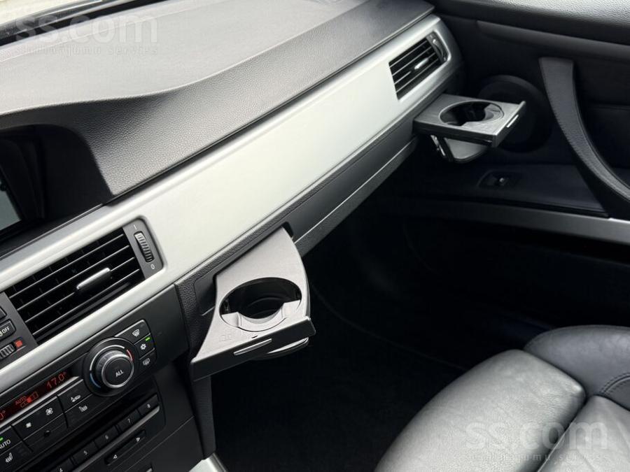 Black BMW 320 2012 in Tukums, with an engine capacity of 2.00 L and mileage of 308 thousand km for 9399 €, photo 15 on AUTOMOTO.COM.LV