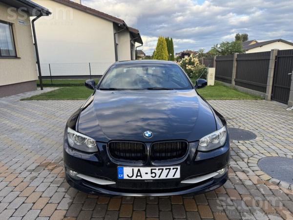 БМВ 320 2012 в Рига на AUTOMOTO.COM.LV Черный БМВ 320 2012 в Рига, объемом двигателя 2.00 л и пробегом 300 тыс. км за 9100 €, фото 7 на AUTOMOTO.COM.LV
