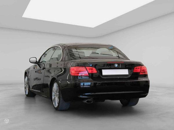 Melns BMW 320 2013 Kauņa, ar dzinēja tilpumu 2.00 L un nobraukumu 202 tūkst. km par 8900 €, foto 2 vietnē AUTOMOTO.COM.LV