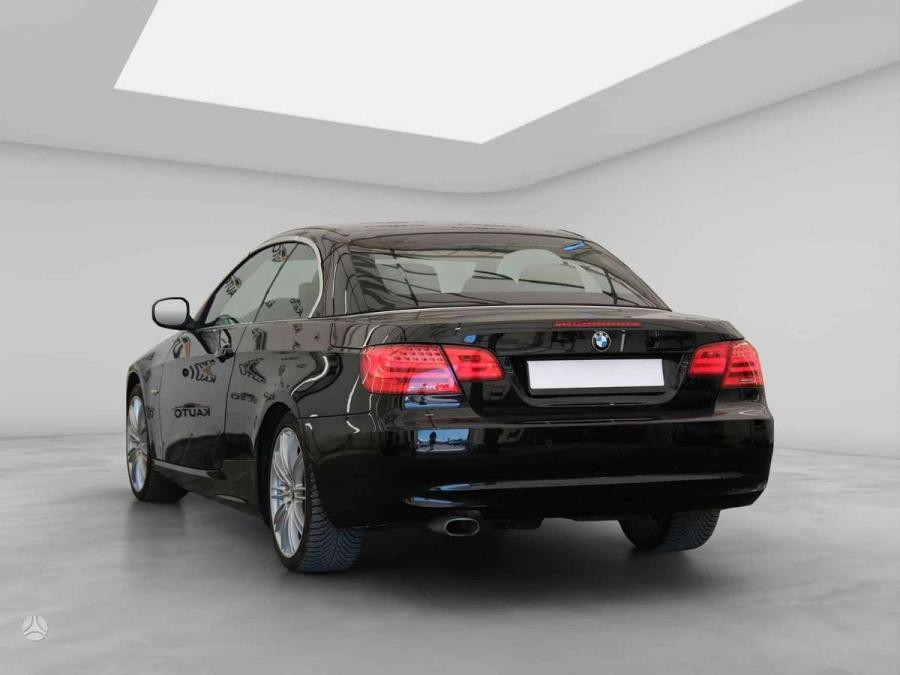 Melns BMW 320 2013 Kauņa, ar dzinēja tilpumu 2.00 L un nobraukumu 202 tūkst. km par 8900 €, foto 3 vietnē AUTOMOTO.COM.LV