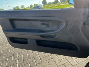 Black BMW 320 1994 in Jekabpils, with an engine capacity of 2.00 L and mileage of 268 thousand km for 6750 €, photo 9 on AUTOMOTO.COM.LV