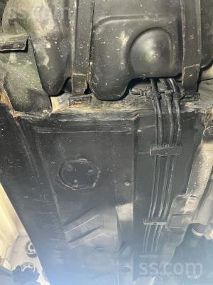 Melns BMW 320 1996 Jēkabpils, ar dzinēja tilpumu 2.00 L un nobraukumu 241 tūkst. km par 2950 €, foto 11 vietnē AUTOMOTO.COM.LV