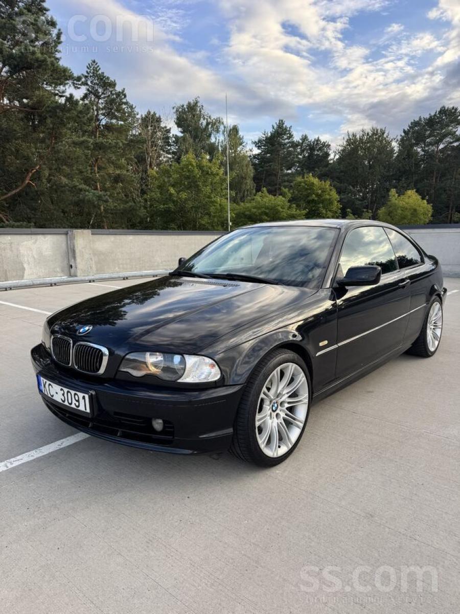 Black BMW 320 2001 in Riga, with an engine capacity of 2.20 L and mileage of 207 thousand km for 3800 €, photo 1 on AUTOMOTO.COM.LV