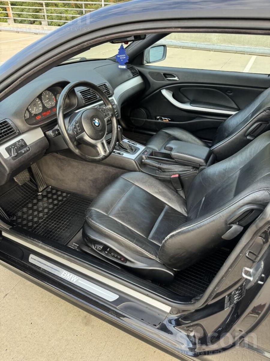 Black BMW 320 2001 in Riga, with an engine capacity of 2.20 L and mileage of 207 thousand km for 3800 €, photo 12 on AUTOMOTO.COM.LV