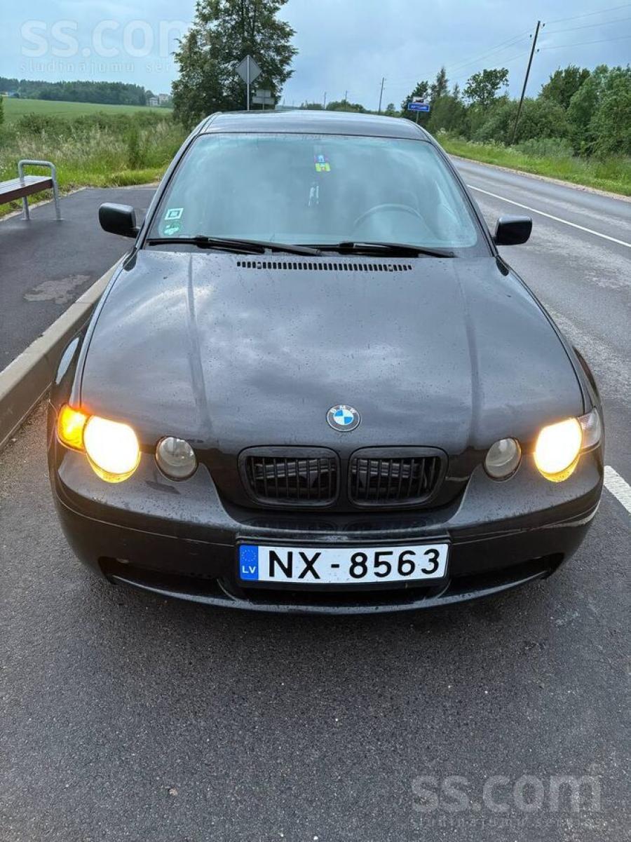 Black BMW 320 2002 in Riga, with an engine capacity of 2.00 L and mileage of 296 thousand km for 2800 €, photo 5 on AUTOMOTO.COM.LV