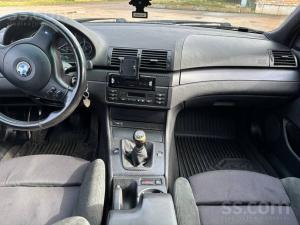 Black BMW 320 2002 in Riga, with an engine capacity of 2.00 L and mileage of 296 thousand km for 2800 €, photo 7 on AUTOMOTO.COM.LV